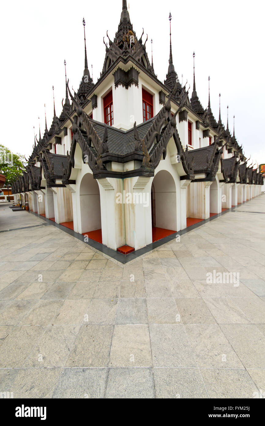 pavement gold temple in thailand incision Stock Photo - Alamy