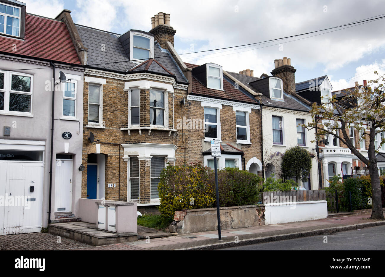 Ravenswood houses hi-res stock photography and images - Alamy