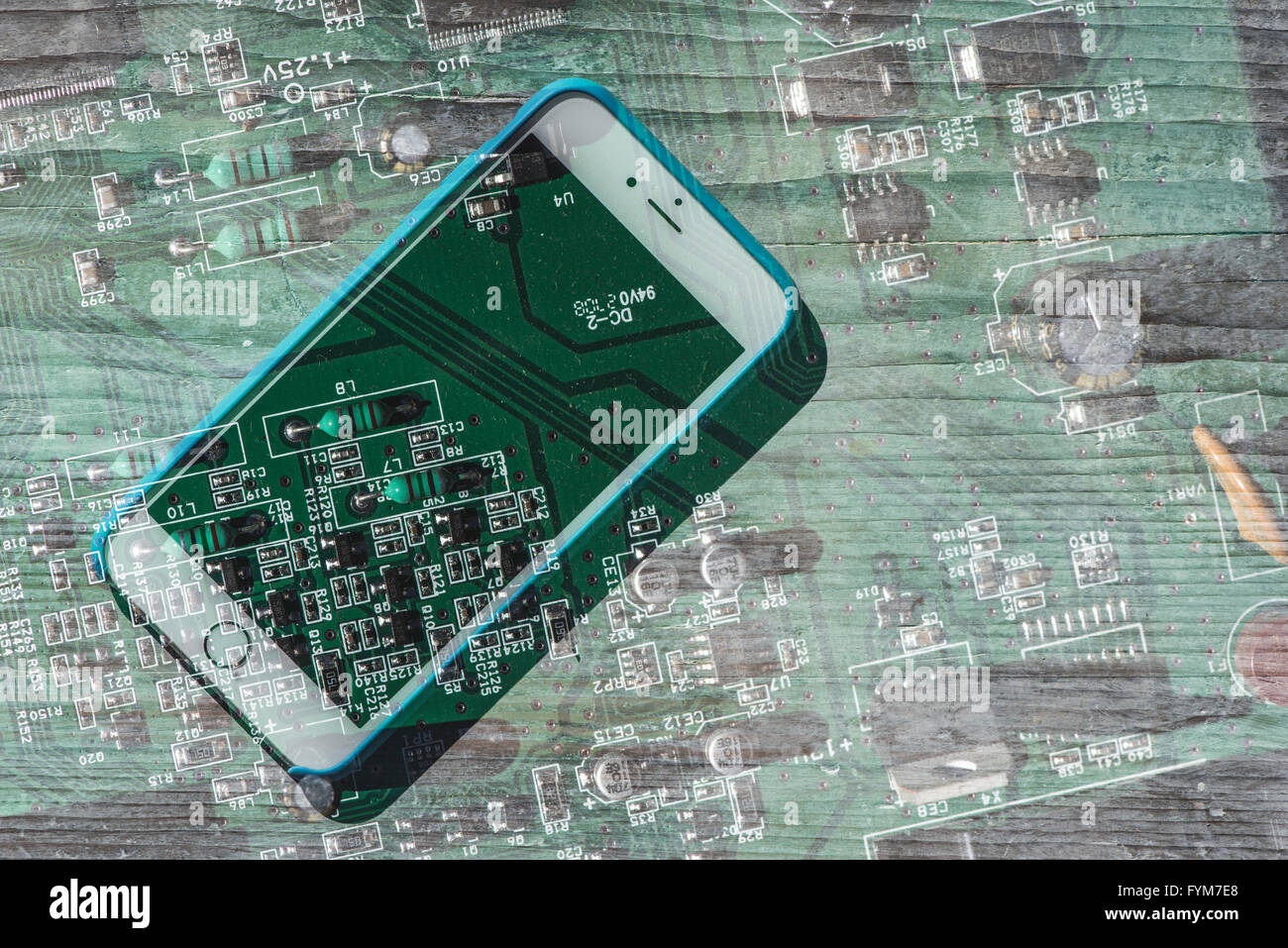 Mobile phone motherboard hi-res stock photography and images - Alamy