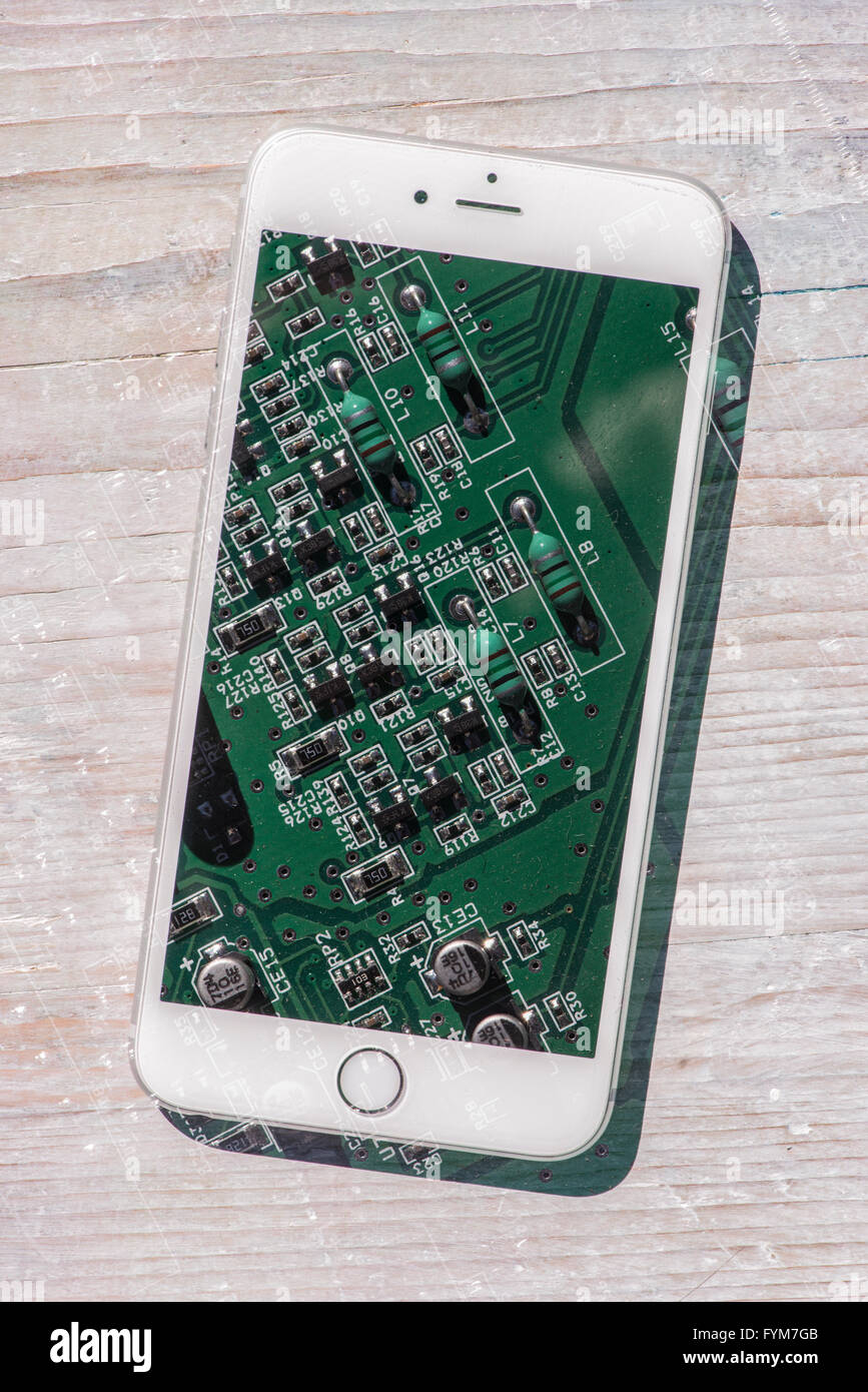 Mobile phone motherboard hi-res stock photography and images - Alamy