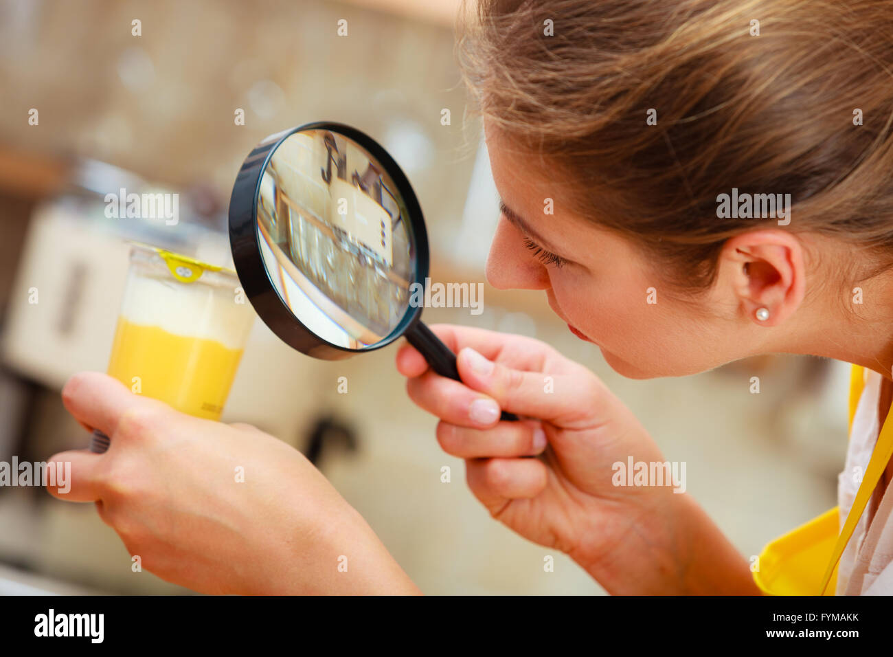 Magnifying glass food label hi-res stock photography and images - Alamy