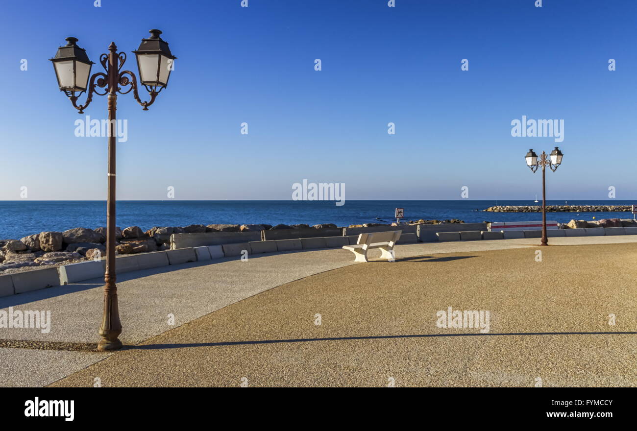 Promenade de la mer hi-res stock photography and images - Alamy