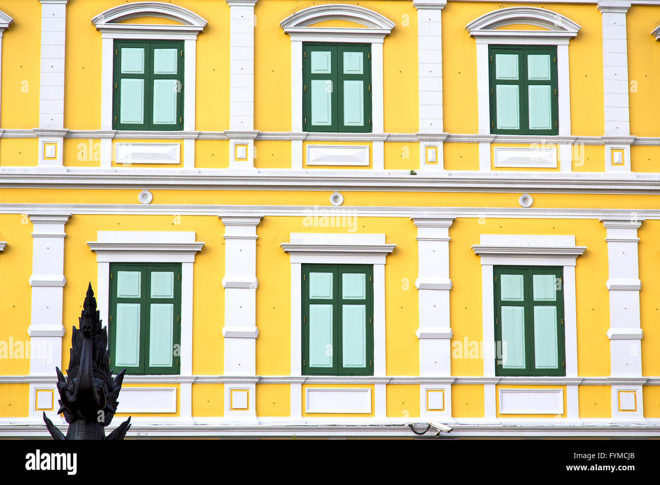 window in gold temple yellow Stock Photo - Alamy
