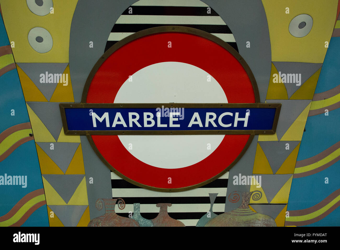 Logo Marble Arch tube station - London, UK Stock Photo - Alamy