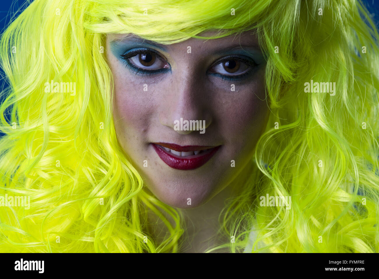 Smile, young girl with yellow hair Stock Photo - Alamy