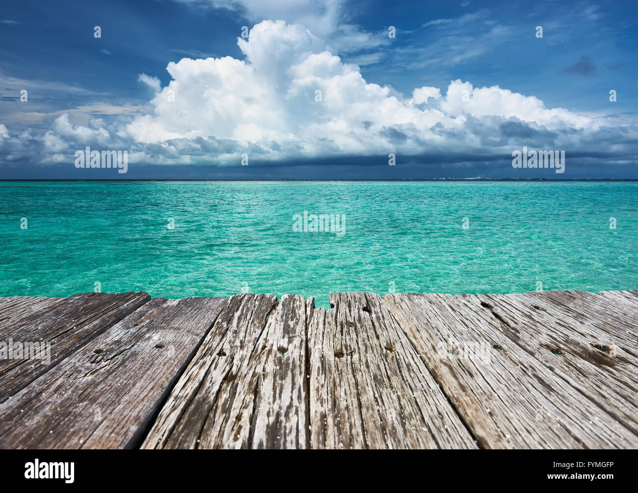 Crystal clear turquoise water at tropical beach Stock Photo - Alamy