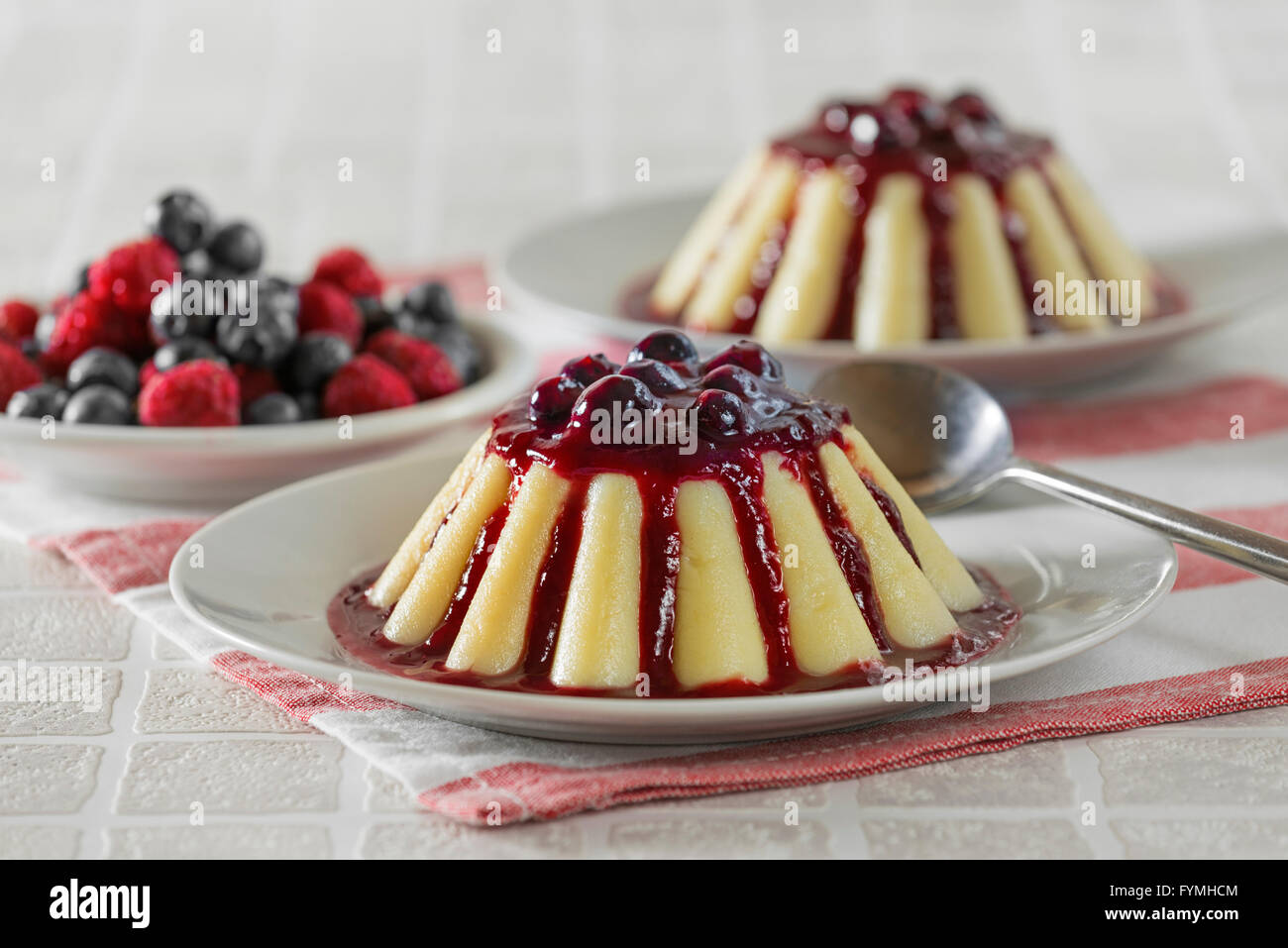 Griesmeelpudding. Dutch semolina dessert. Holland Food Stock Photo - Alamy
