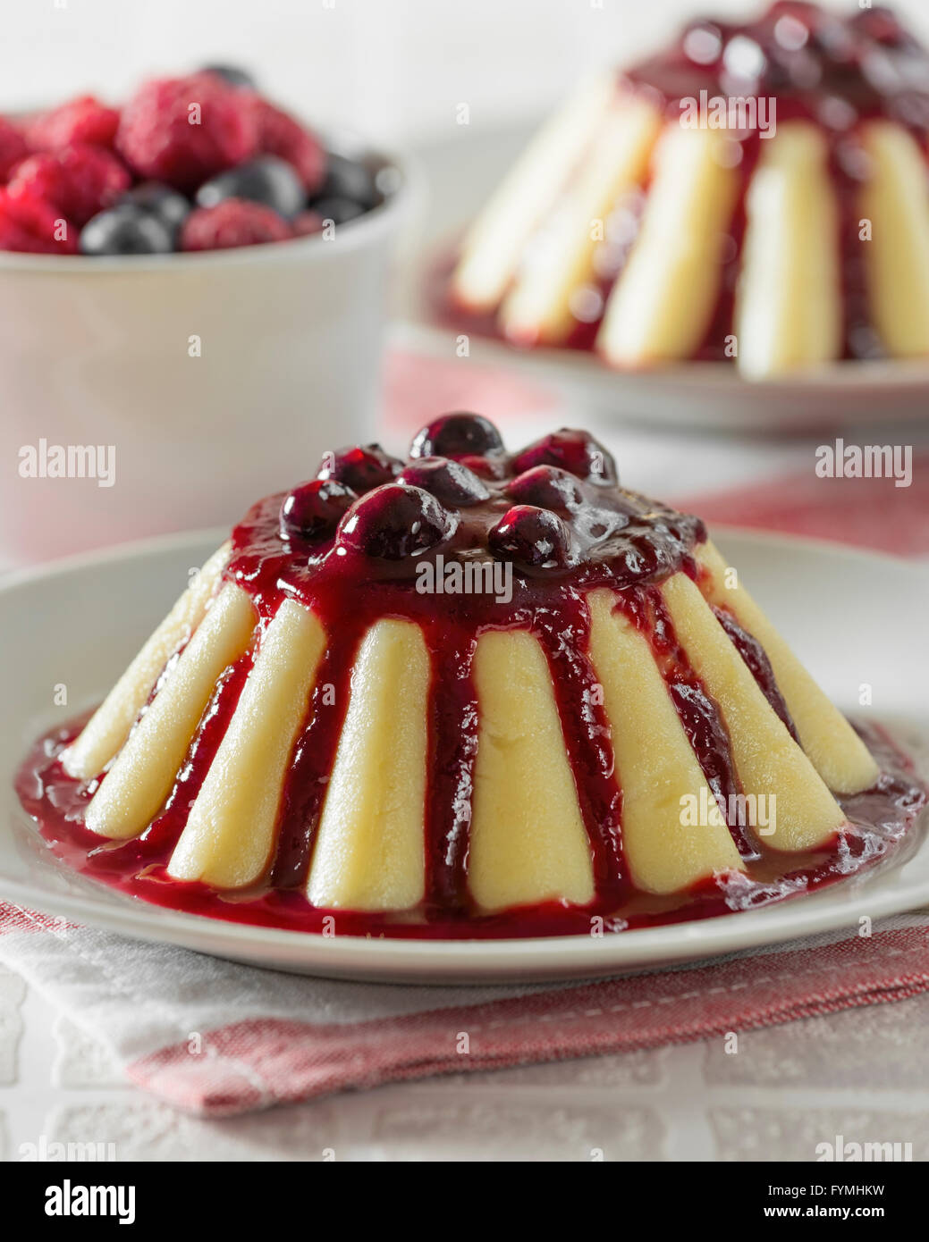 Griesmeelpudding hi-res stock photography and images - Alamy