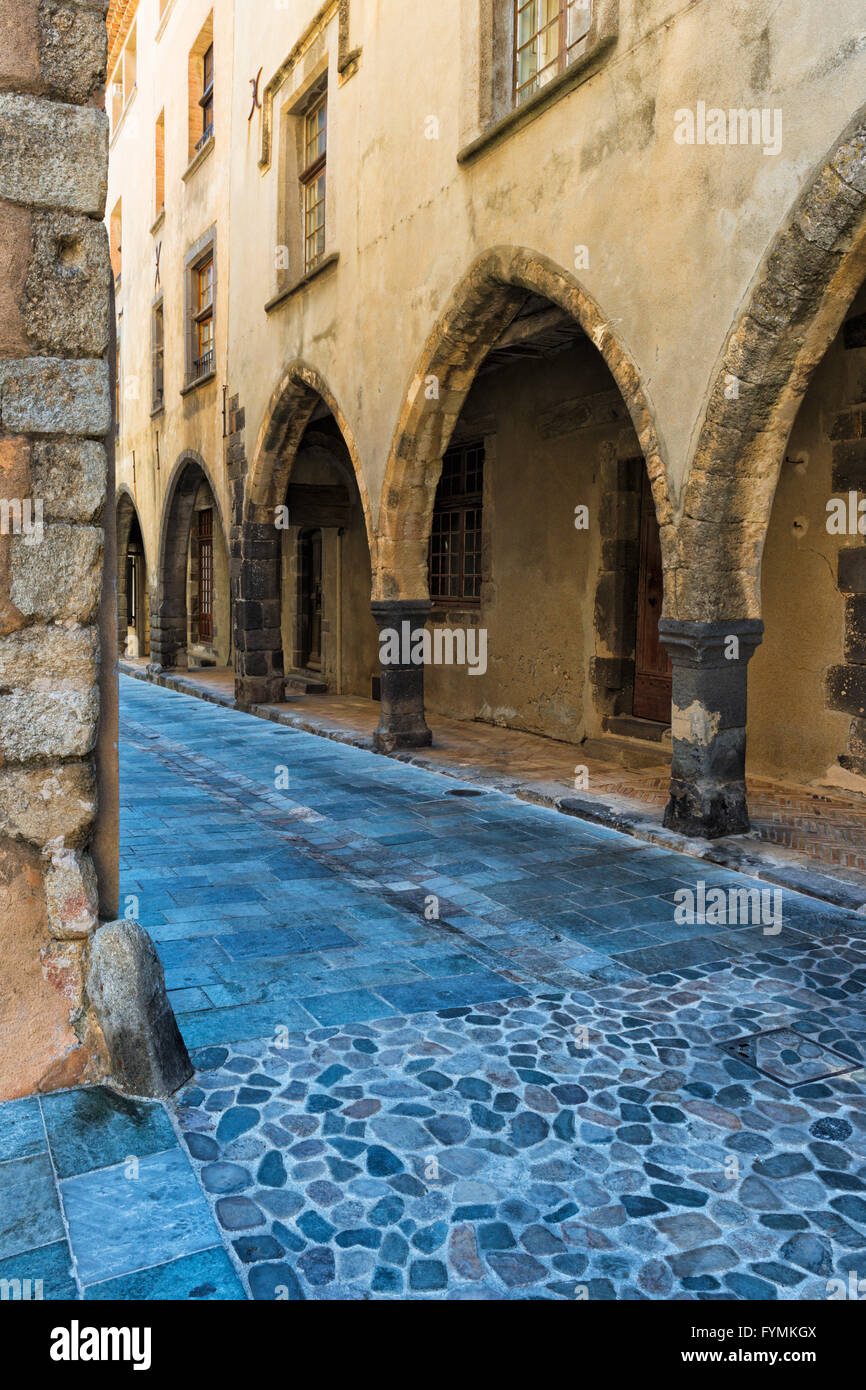 Grimaud village hi-res stock photography and images - Alamy