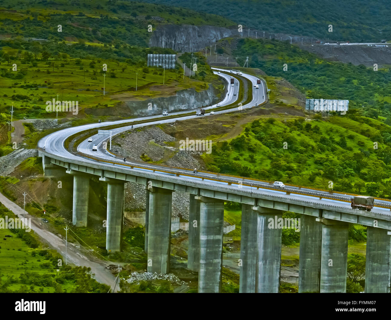 Bridge pune india hi-res stock photography and images - Alamy