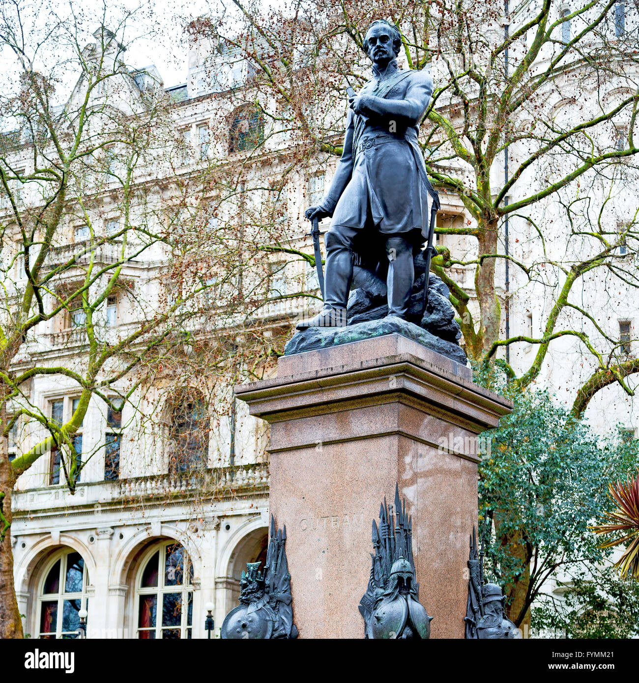 historic marble and statue in old city of london england Stock Photo ...