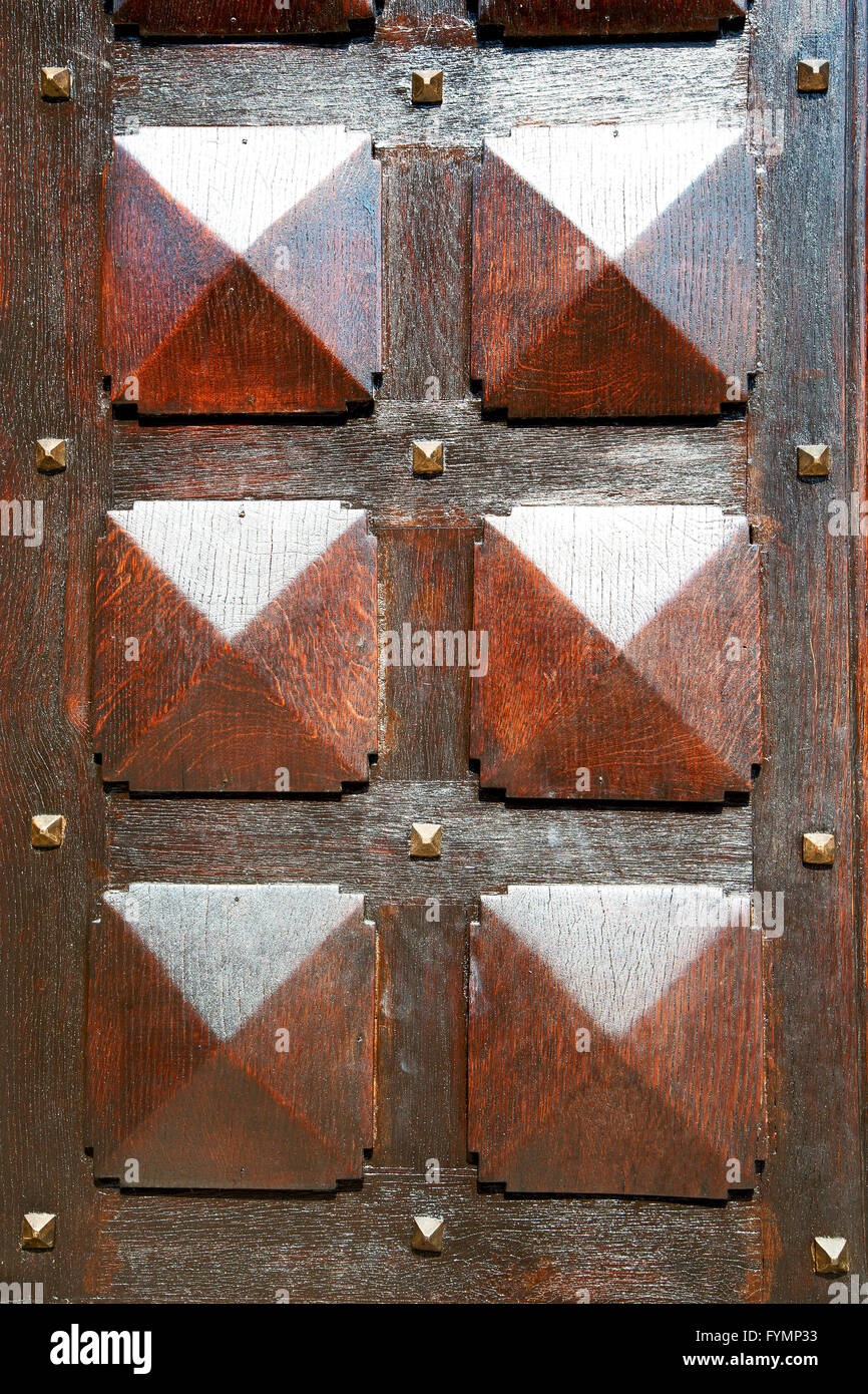 traditional door in italy Stock Photo - Alamy