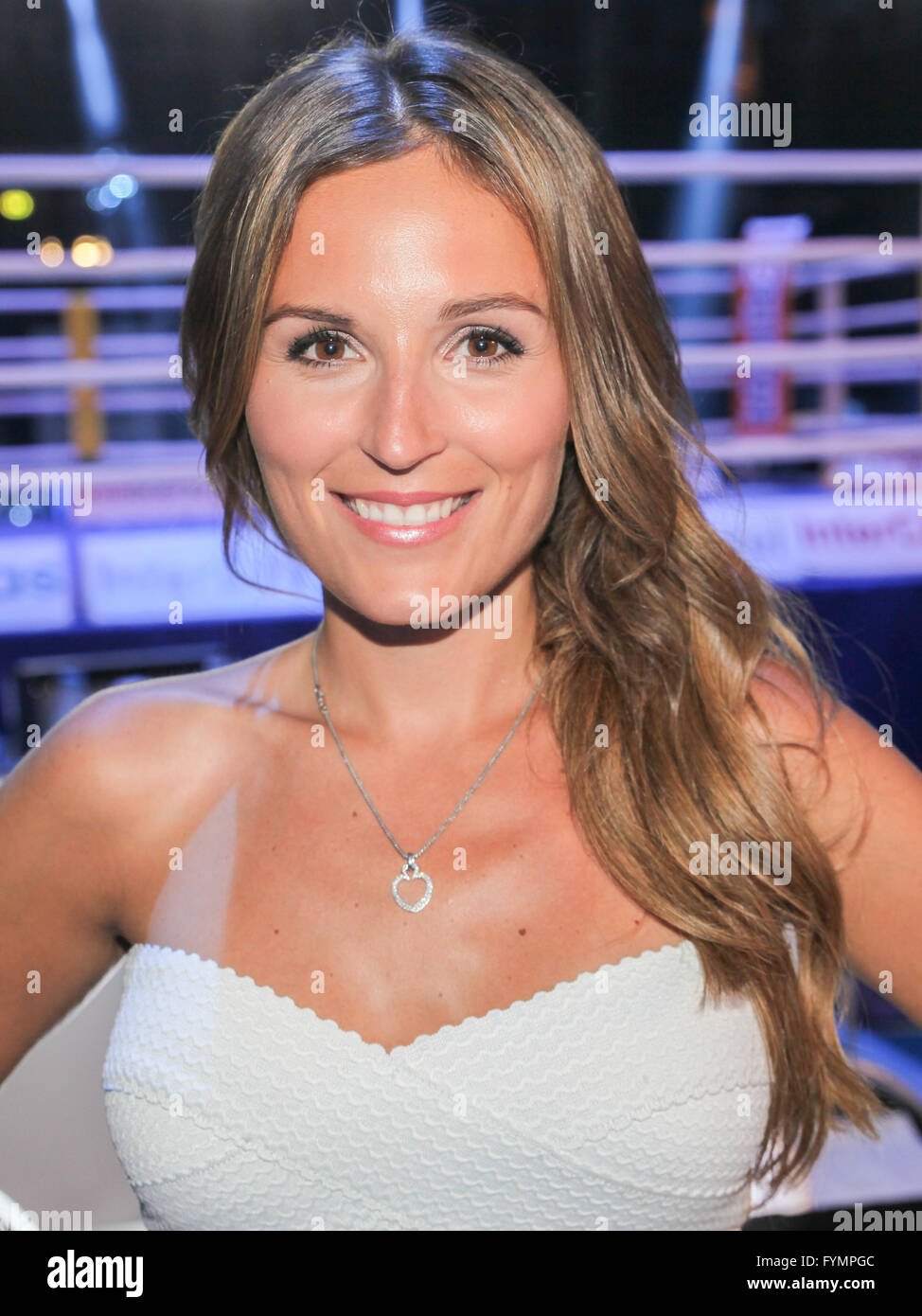 singer Sarah Schiffer Stock Photo - Alamy