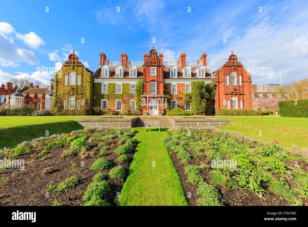 Newnham college cambridge university hi-res stock photography and ...