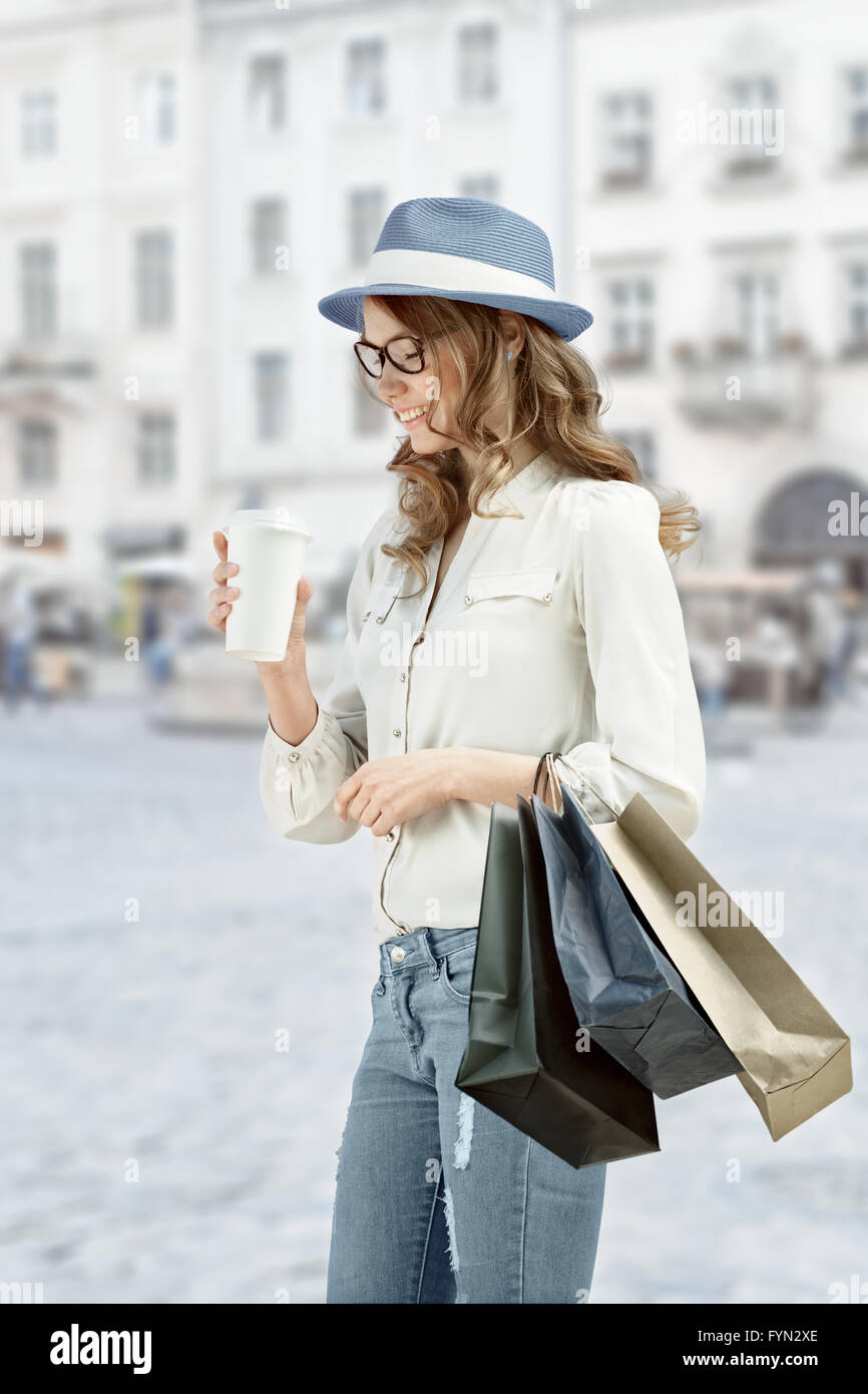 Trendy woman out shopping hi-res stock photography and images - Alamy