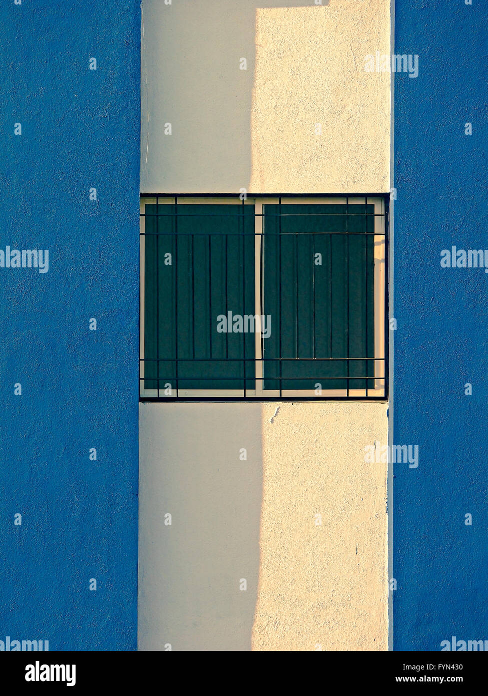 Part of parapet wall hi-res stock photography and images - Alamy