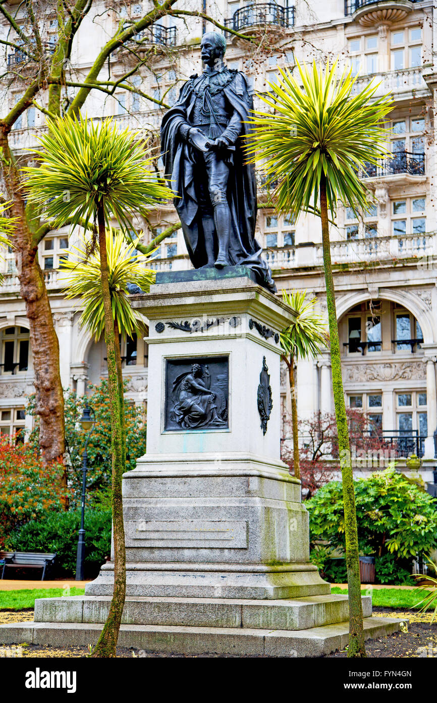 historic marble and statue in old city Stock Photo - Alamy