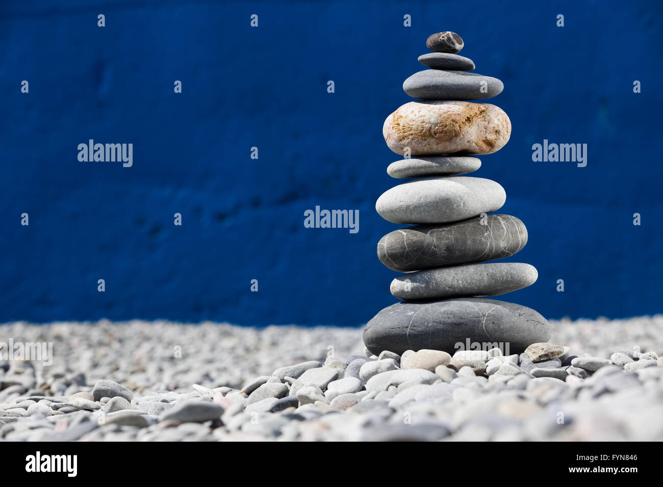 On pile of rocks hi-res stock photography and images - Alamy