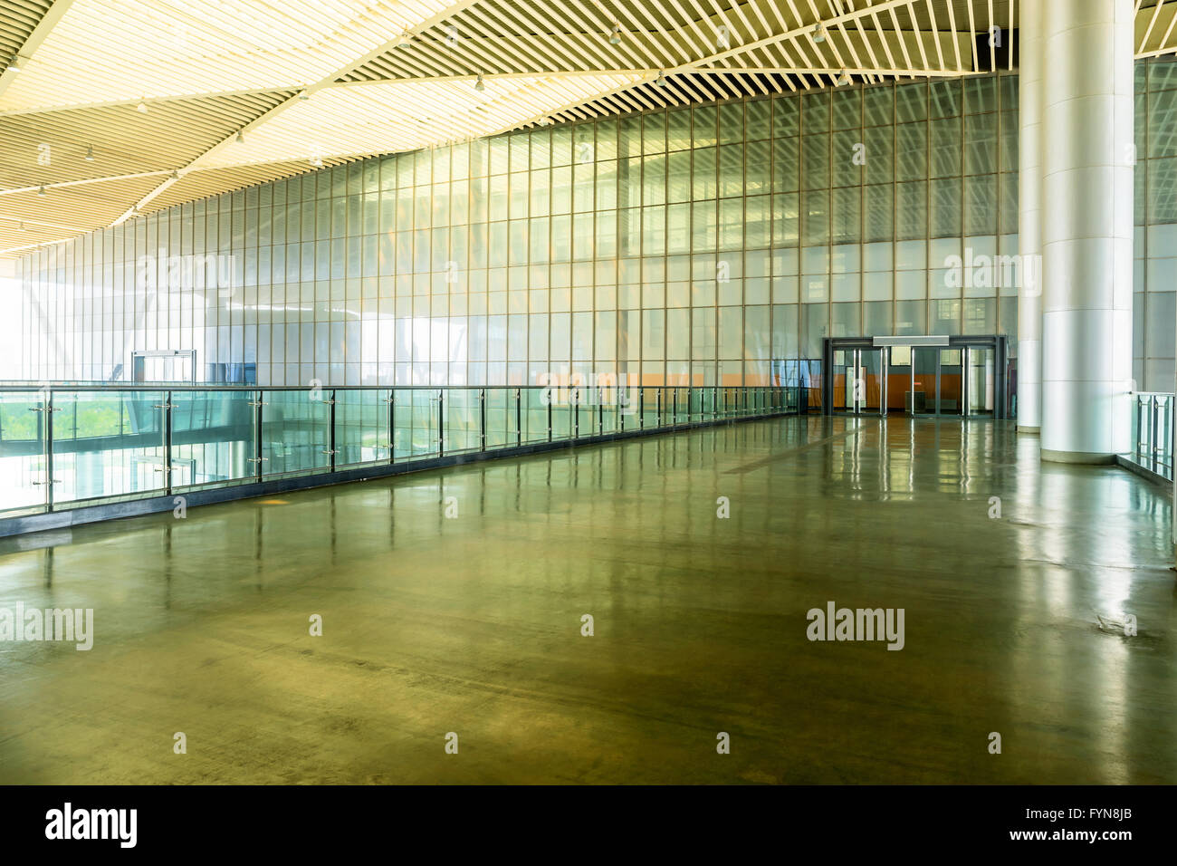 Steel pillars hi-res stock photography and images - Alamy