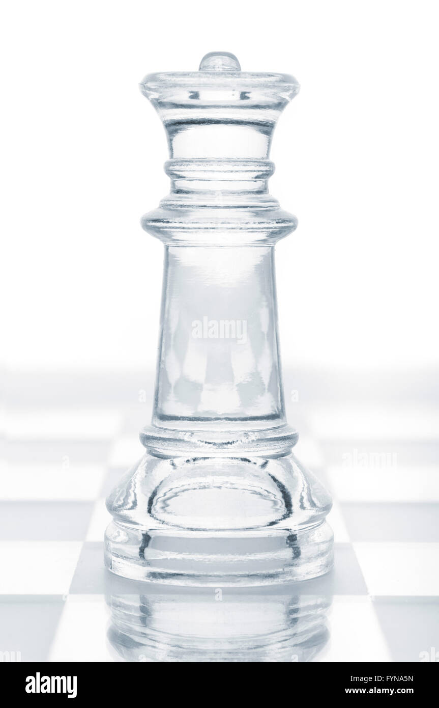 Cross chess hi-res stock photography and images - Alamy