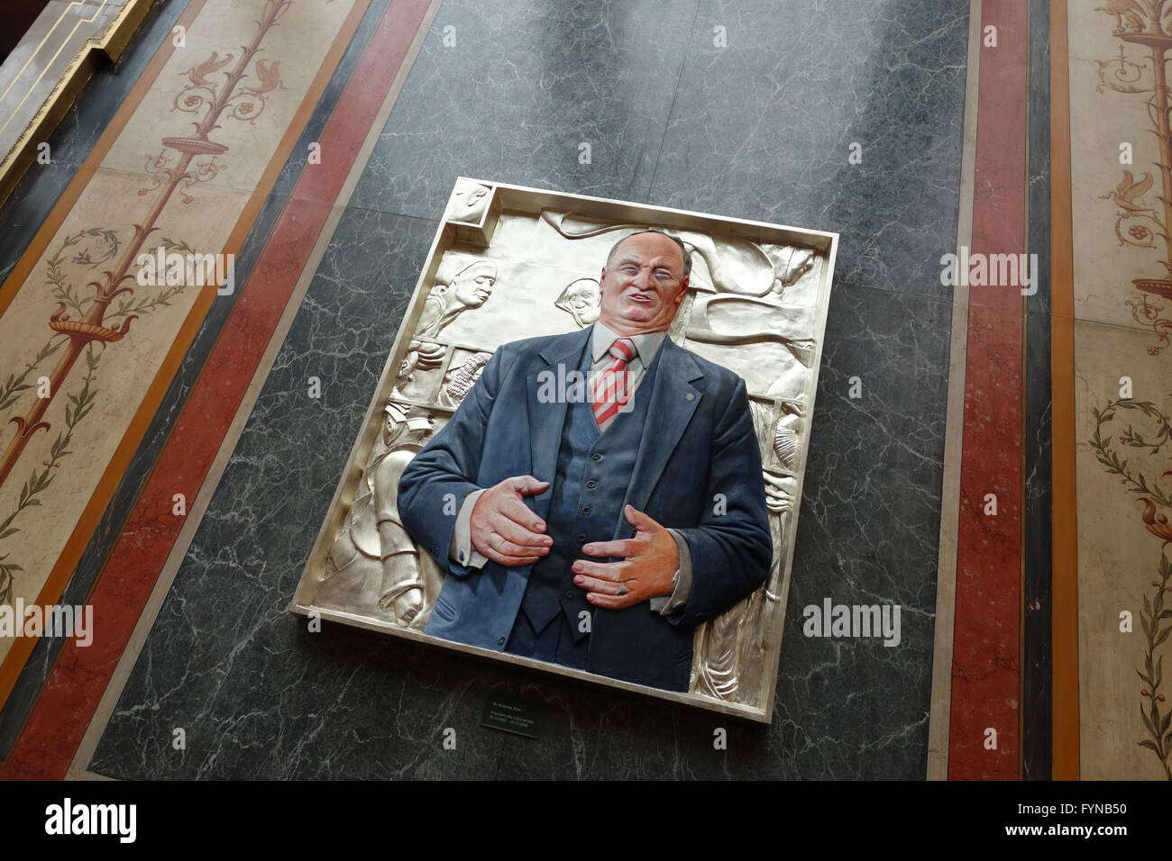 Khol hi-res stock photography and images - Alamy