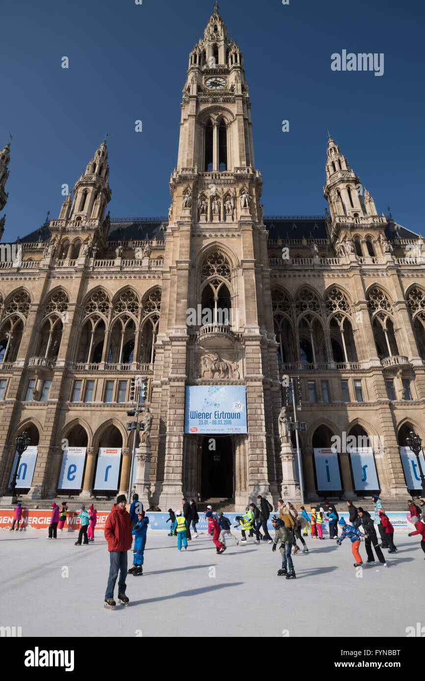 Vienna eistraum hi-res stock photography and images - Alamy