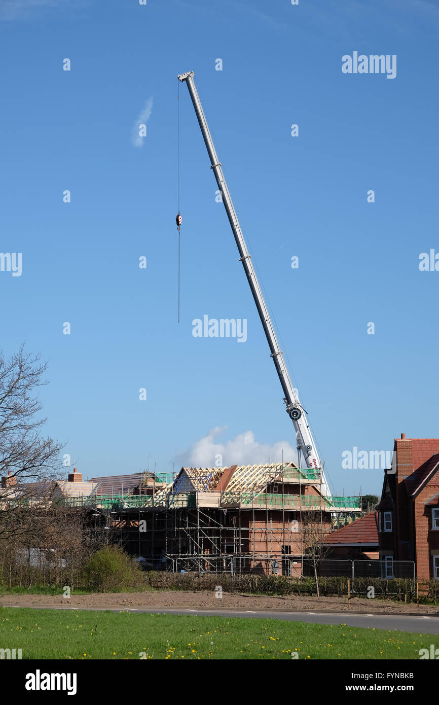 Builders work on structure hi-res stock photography and images - Alamy