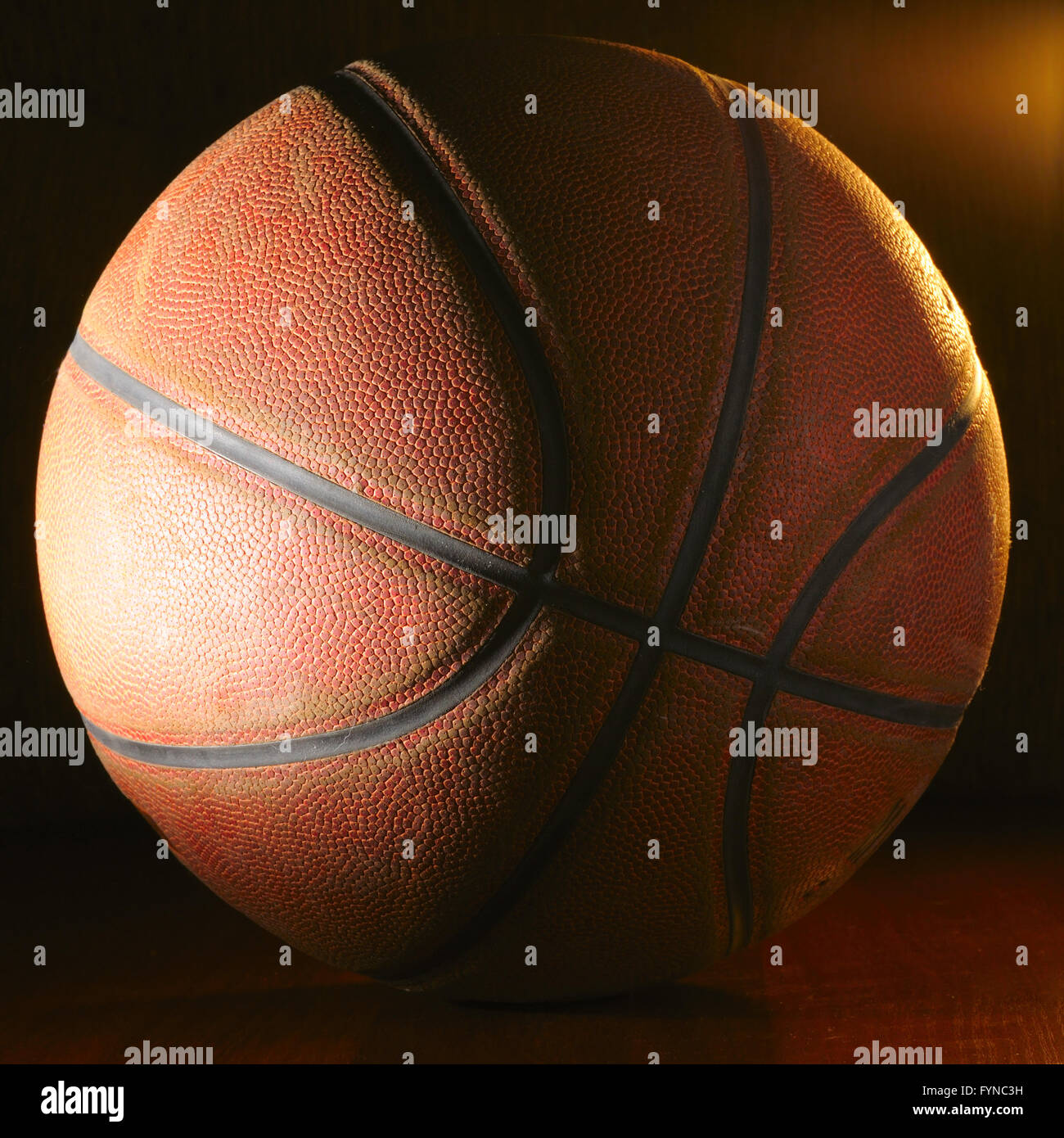 Basketball court night hi-res stock photography and images - Alamy