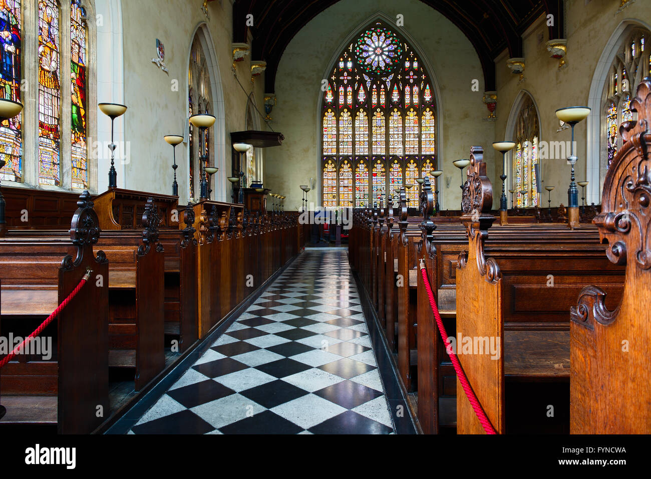English inn interior hi-res stock photography and images - Alamy