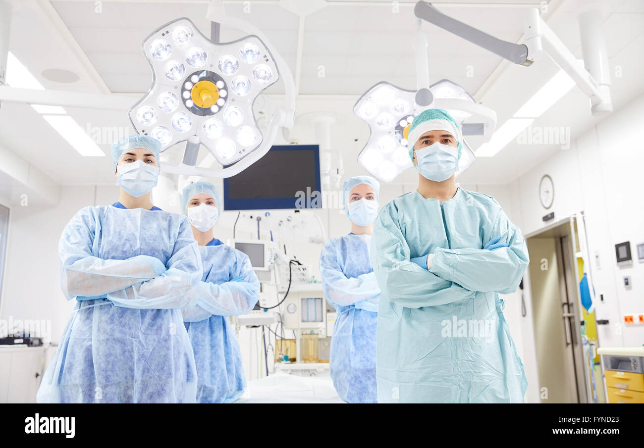 group of surgeons in operating room at hospital Stock Photo - Alamy