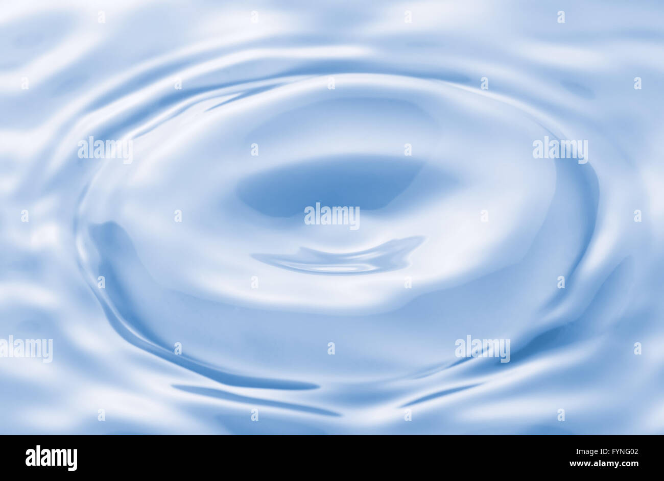 concentric ripples on water Stock Photo - Alamy