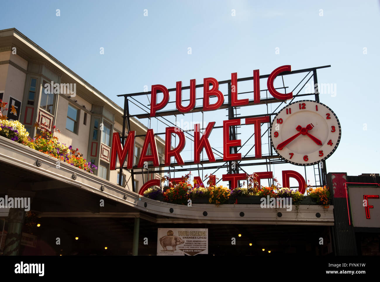 Downtown seattle market hi-res stock photography and images - Alamy