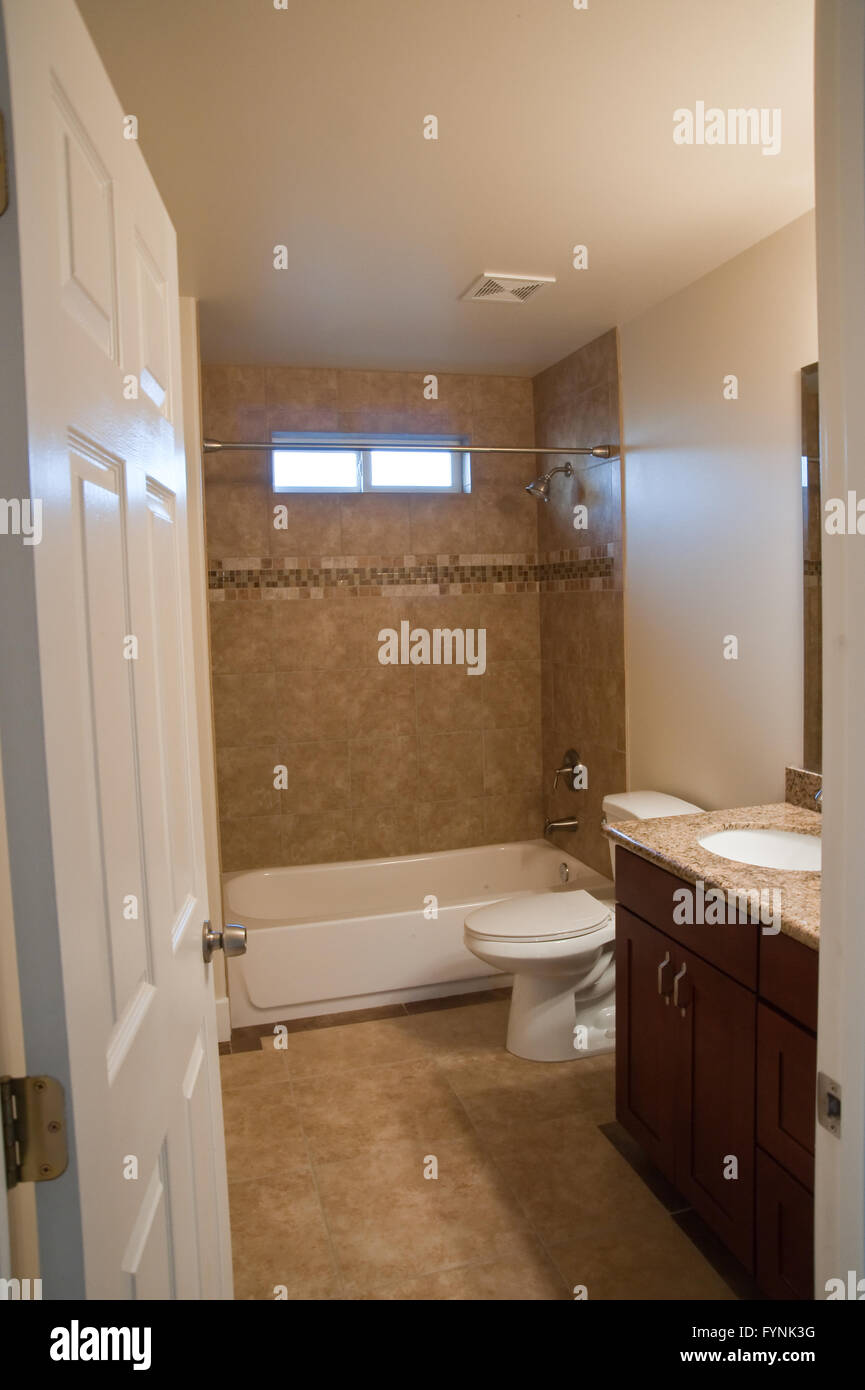 Empty shower room hi-res stock photography and images - Alamy