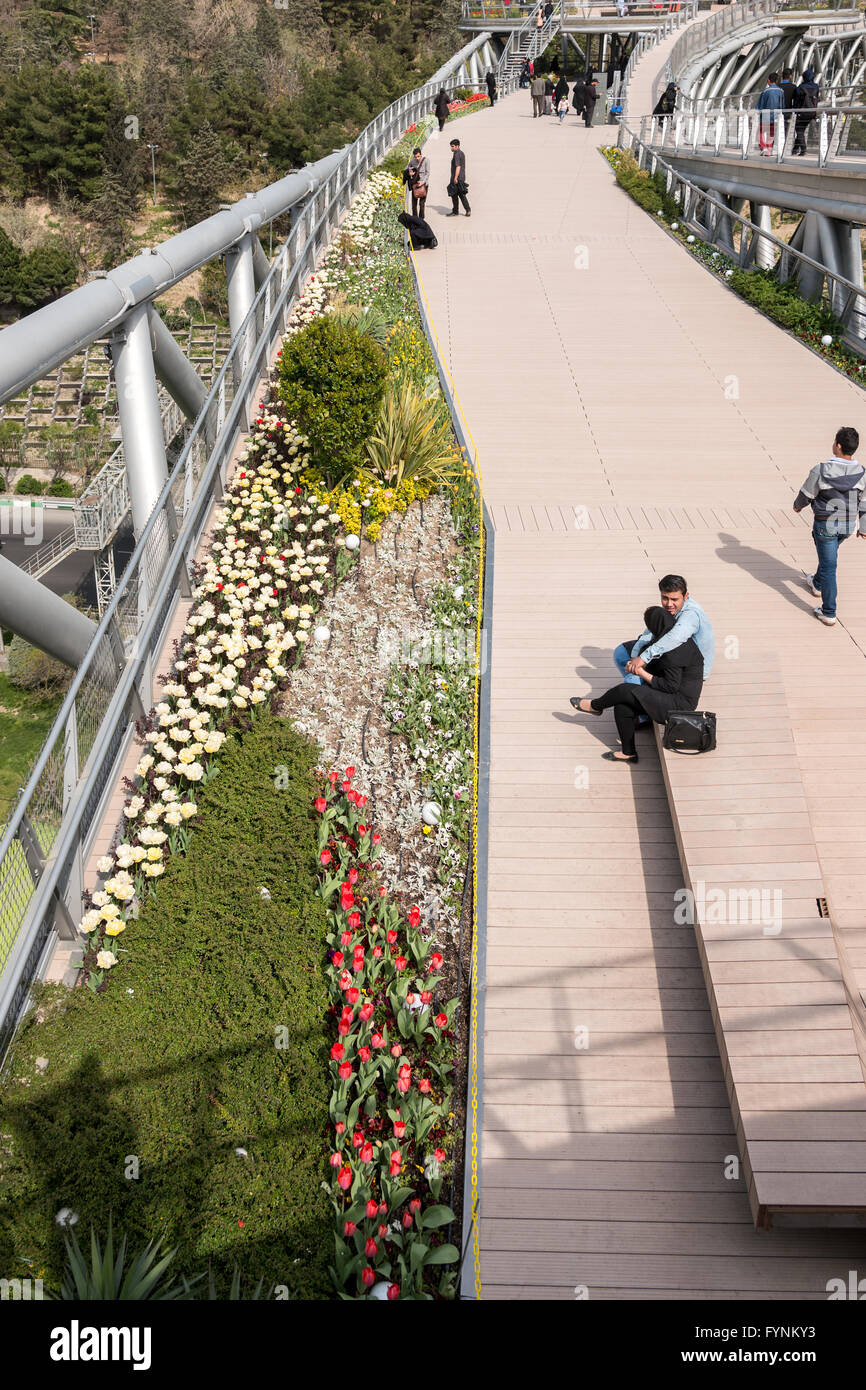 Tabiat Pedestrian Bridge in Tehran, Iran Stock Photo - Alamy
