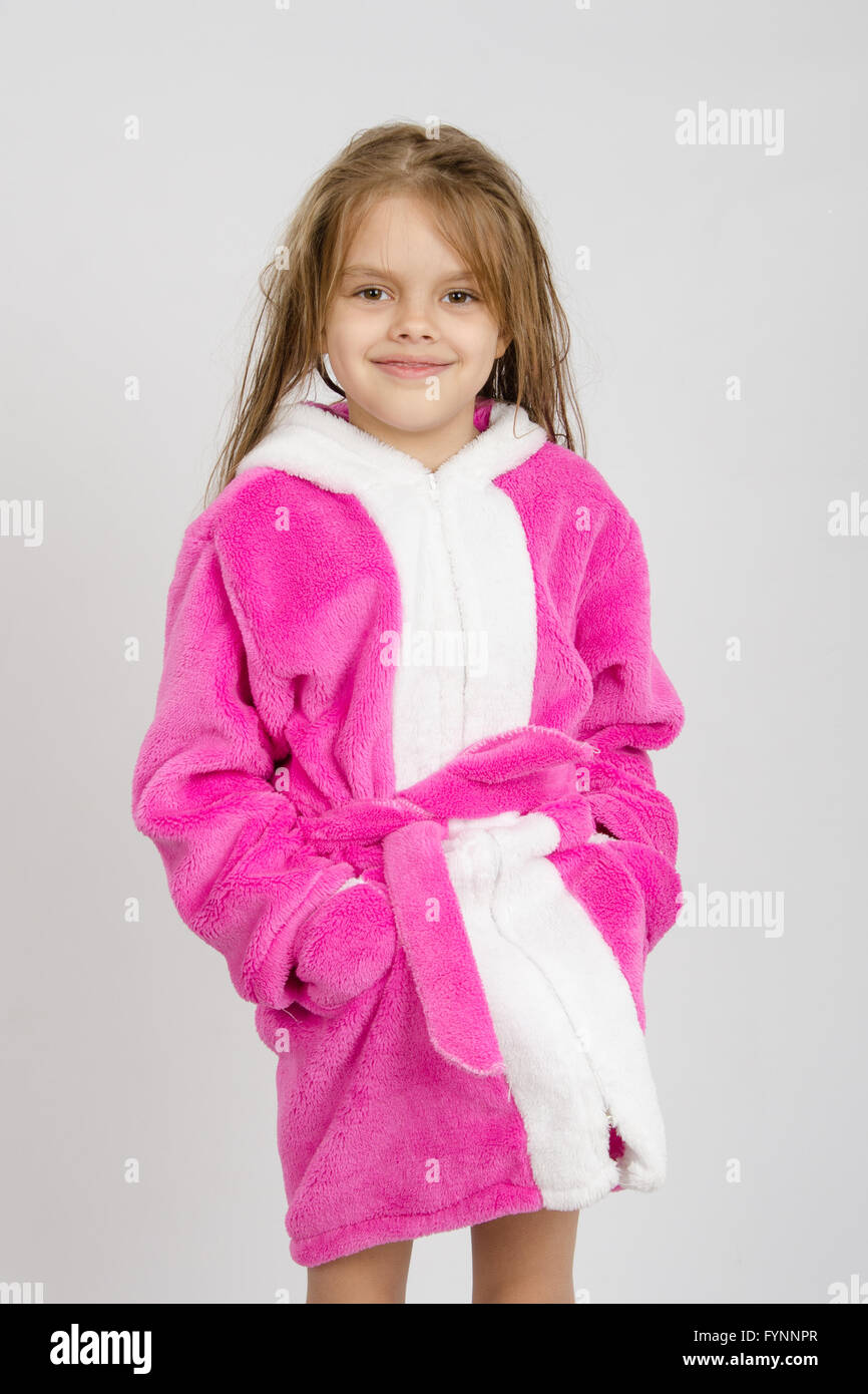 Six years old girls hi-res stock photography and images - Alamy