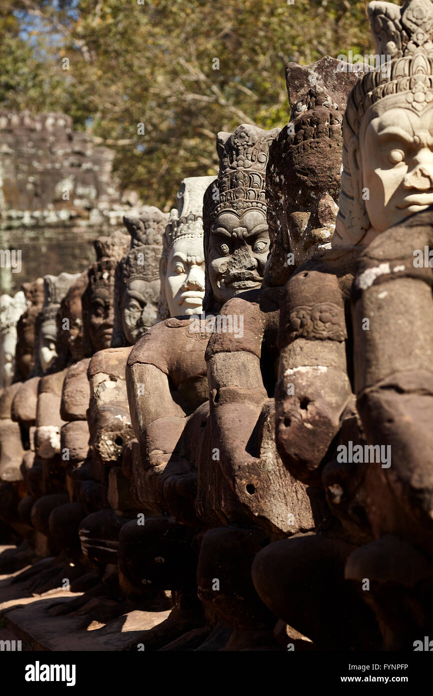 South gate bridge statues angkor wat hi-res stock photography and ...