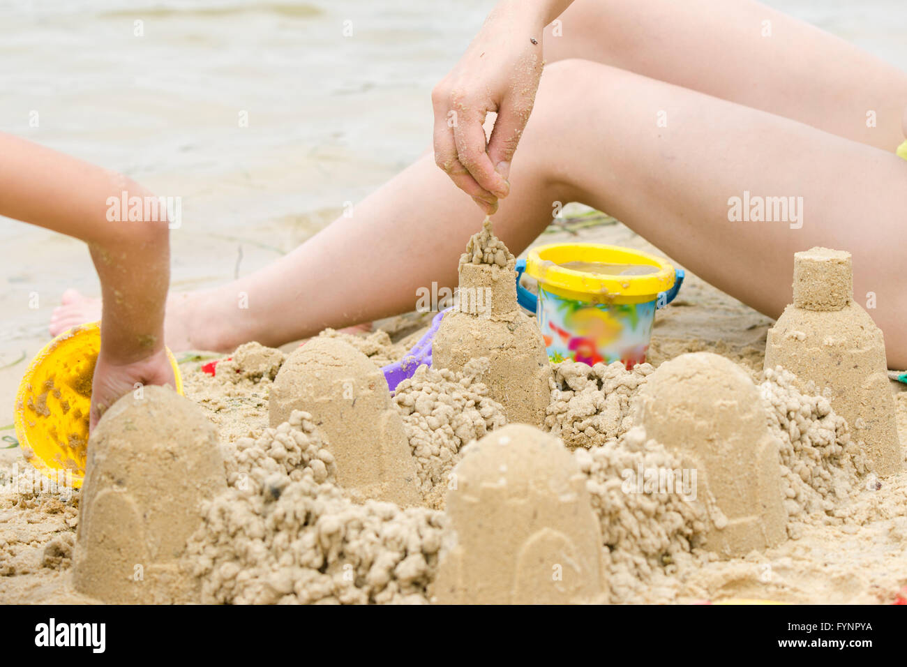 Building a castle hi-res stock photography and images - Alamy