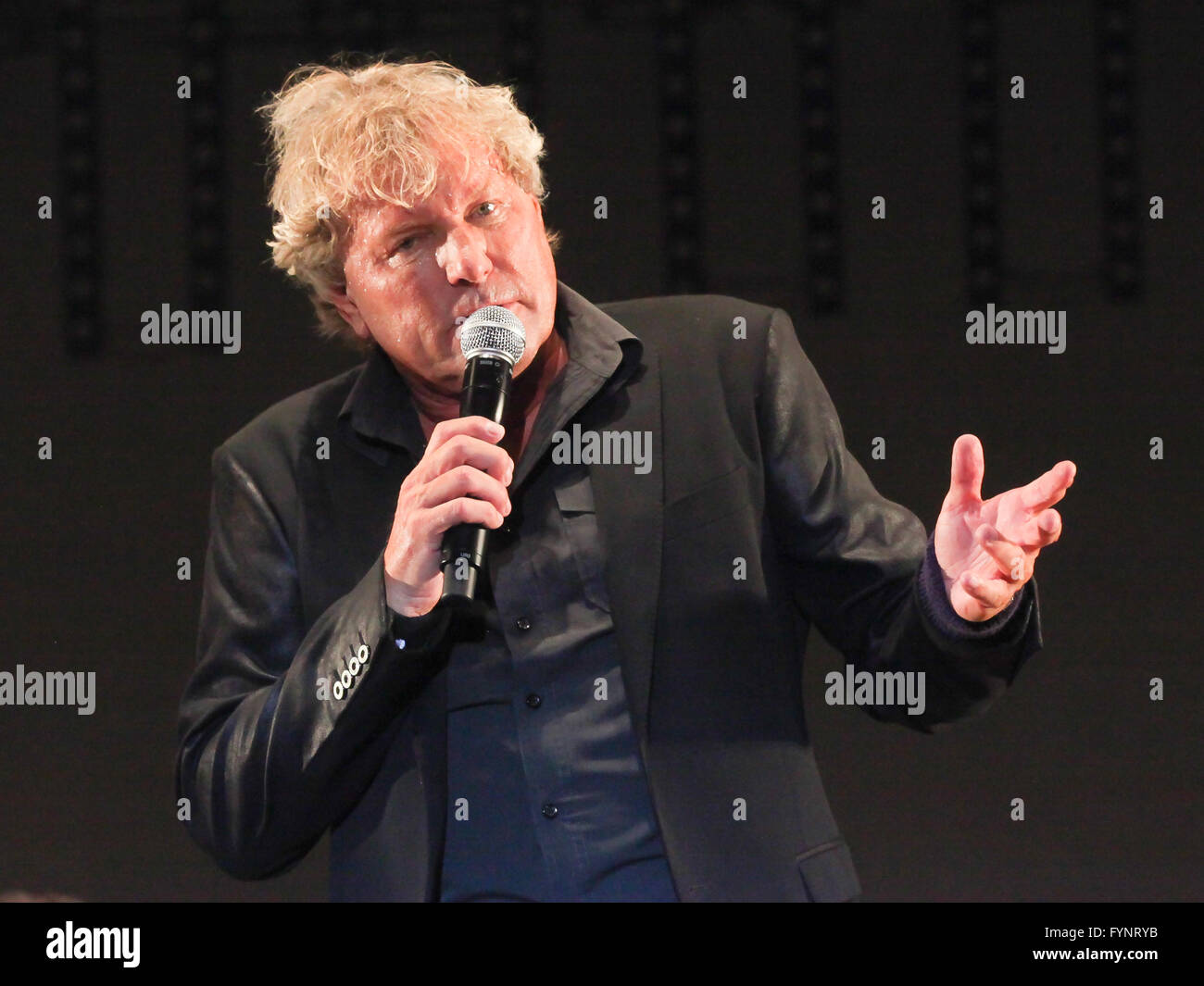 Singer Bernhard Brink Stock Photo - Alamy