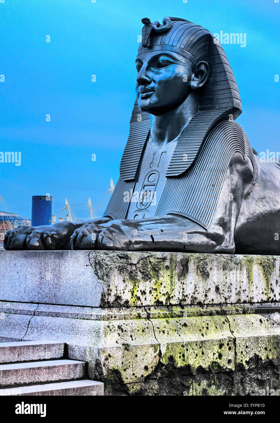 Locations and the sphinx hi-res stock photography and images - Alamy