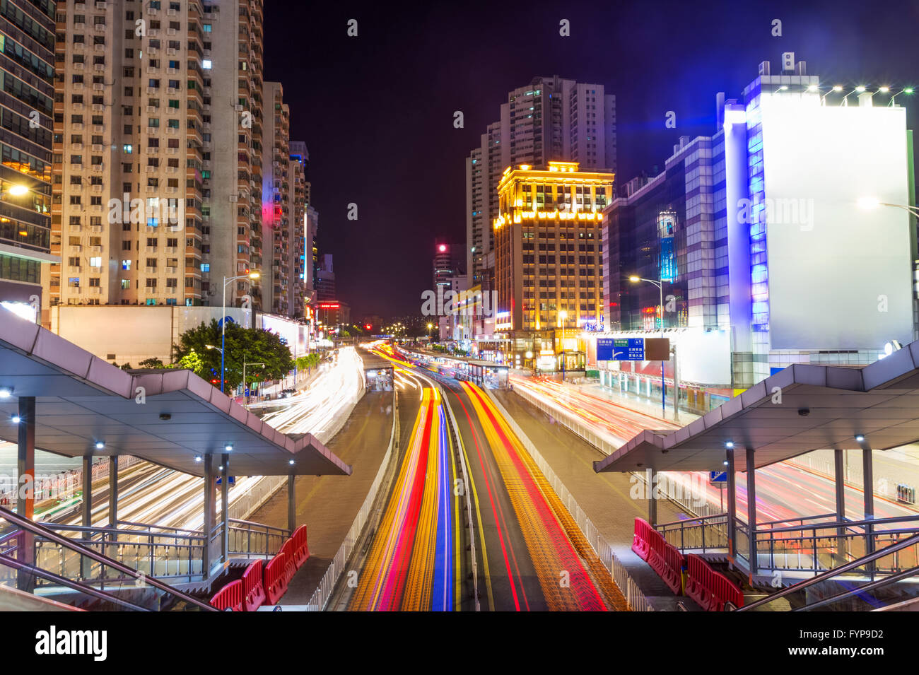 Car blocks way hi-res stock photography and images - Alamy