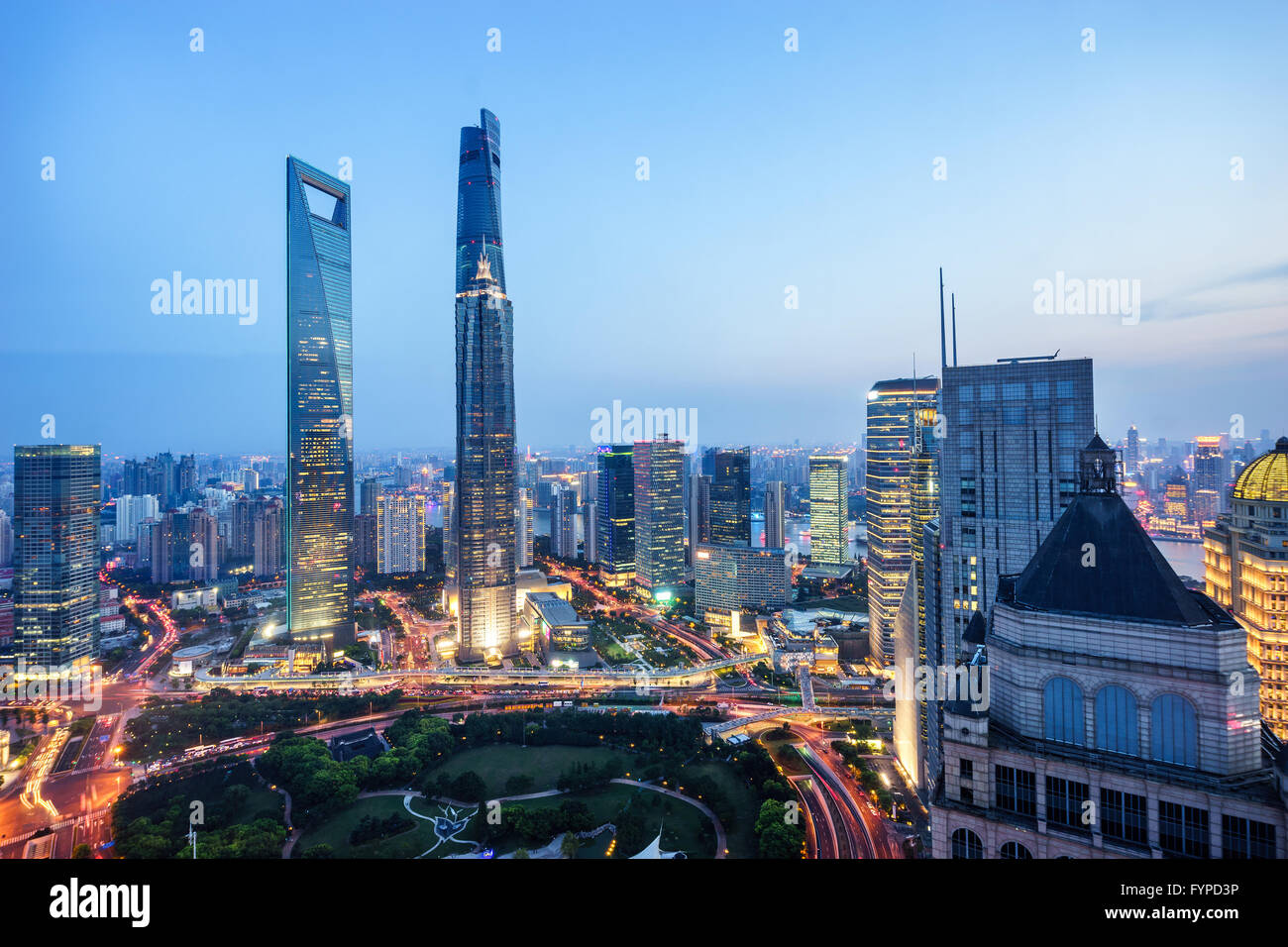 Panorama skyscrapers hi-res stock photography and images - Alamy