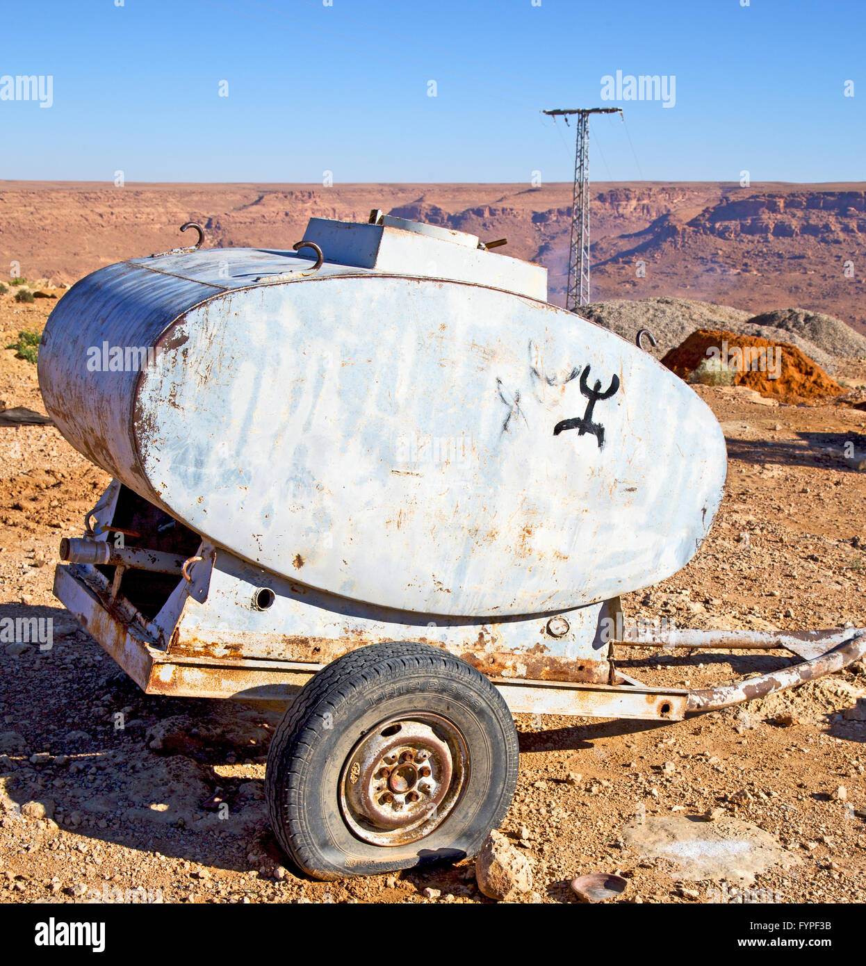 Hydro pump and water tank hi-res stock photography and images - Alamy