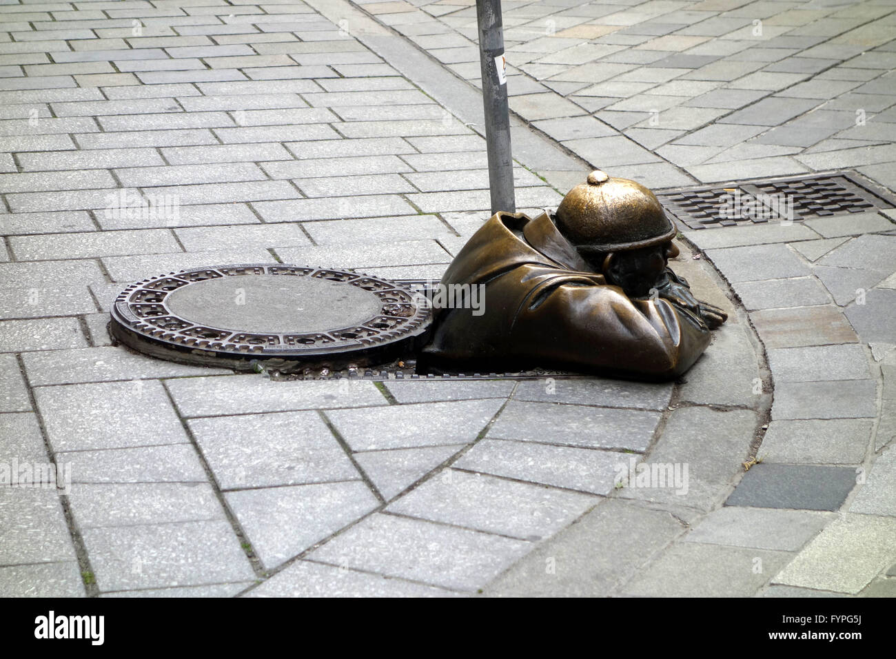 Gulli gulli man hi-res stock photography and images - Alamy