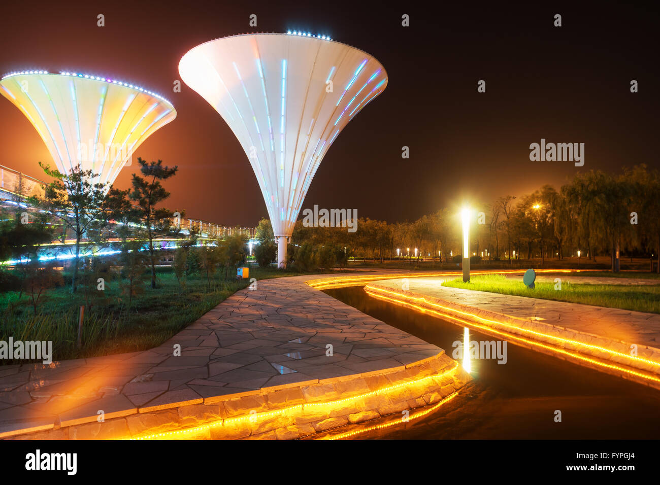 nightscape of park Stock Photo - Alamy