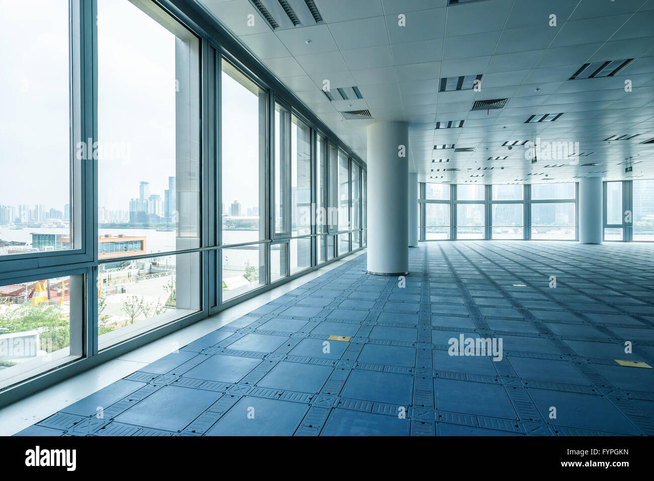 empty office room Stock Photo - Alamy
