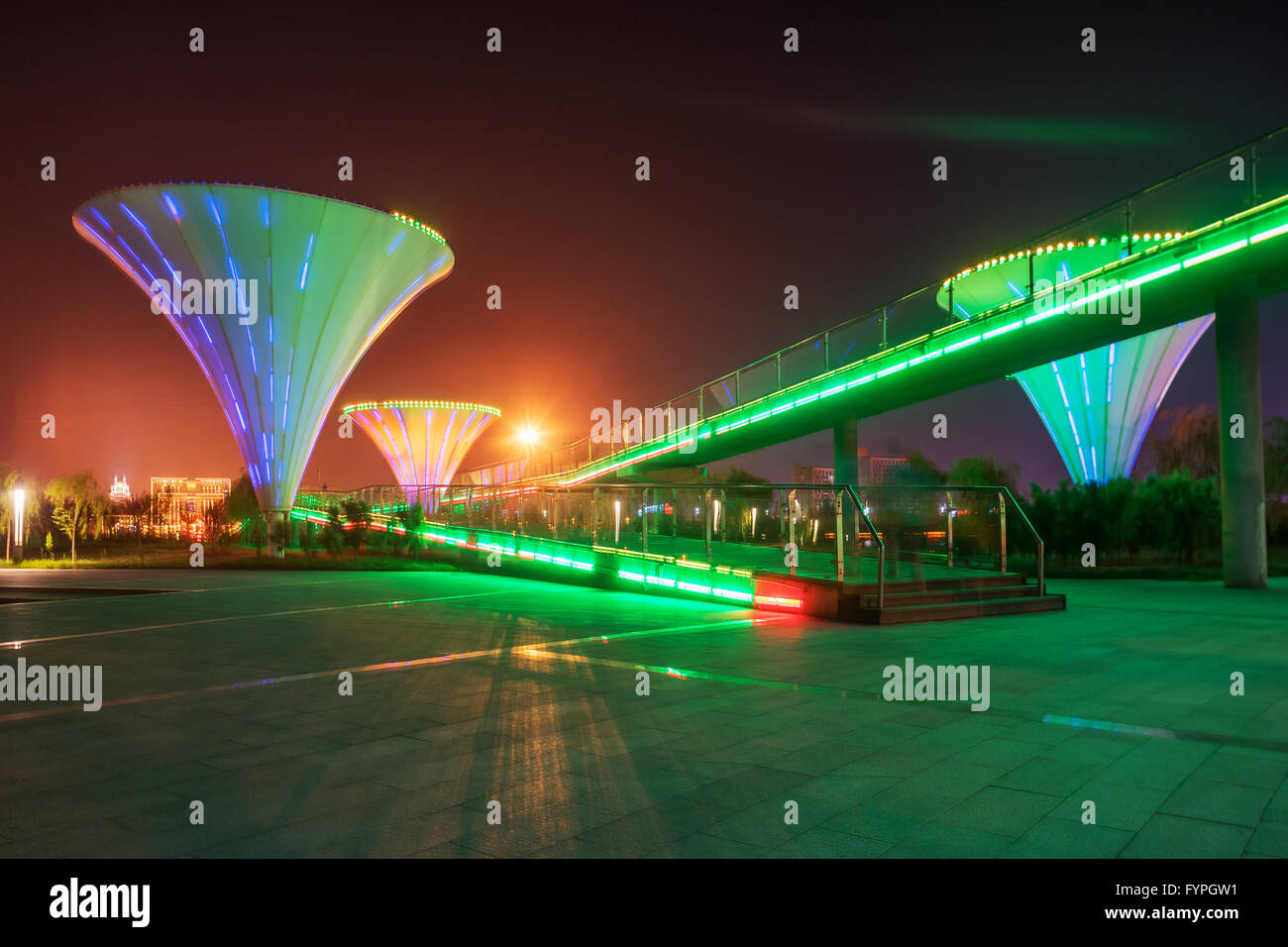 Dark nightscape hi-res stock photography and images - Alamy