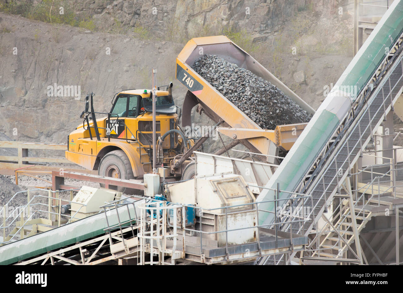Aggregates hi-res stock photography and images - Alamy