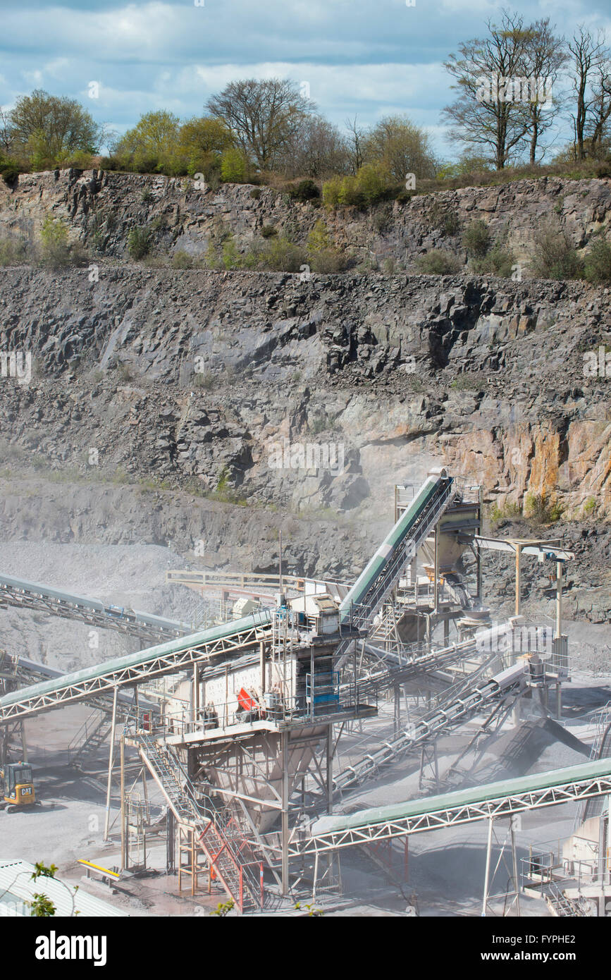 Aggregates hi-res stock photography and images - Alamy