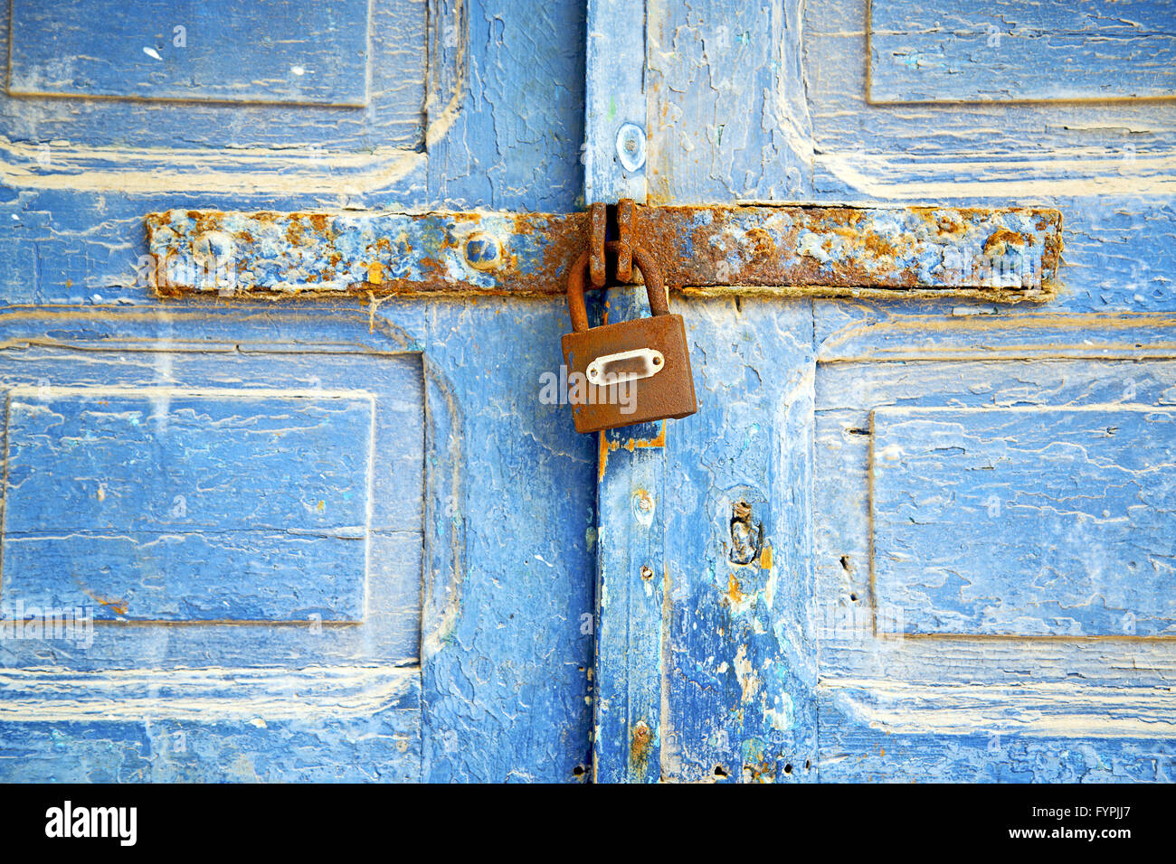 morocco in africa the sand rusty safe padlock Stock Photo - Alamy