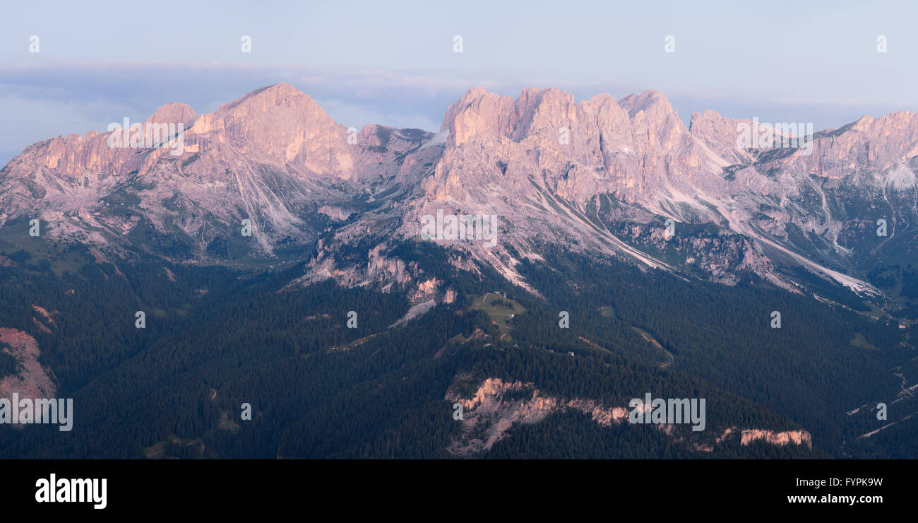 Panorama ridge view hi-res stock photography and images - Alamy